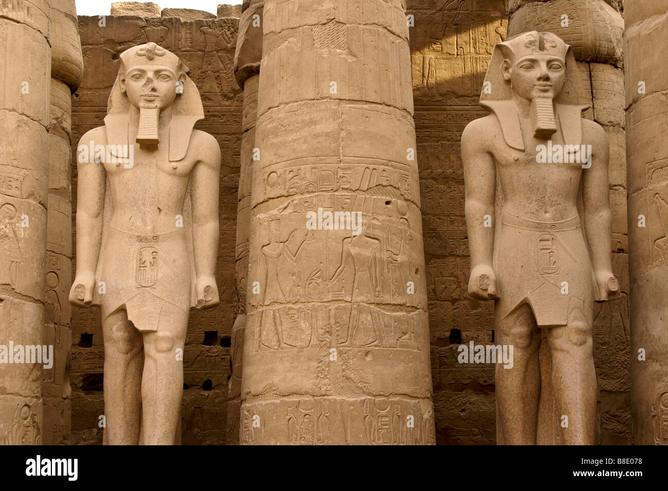 Pharaoh statues at Luxor Temple, Luxor, Egypt Stock Photo - Alamy