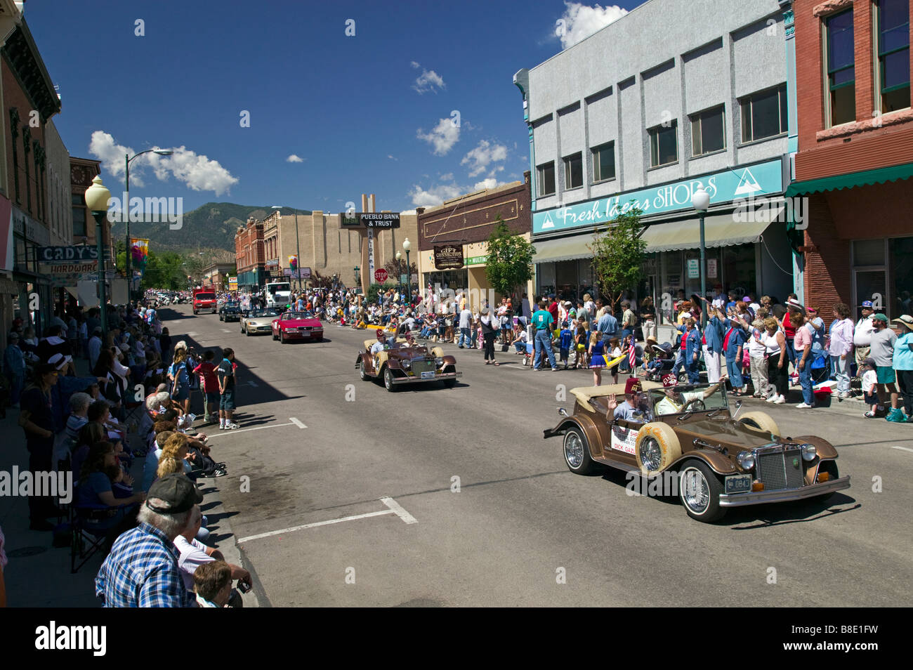 Small town parade during the annual Fibark Festival Stock Photo - Alamy