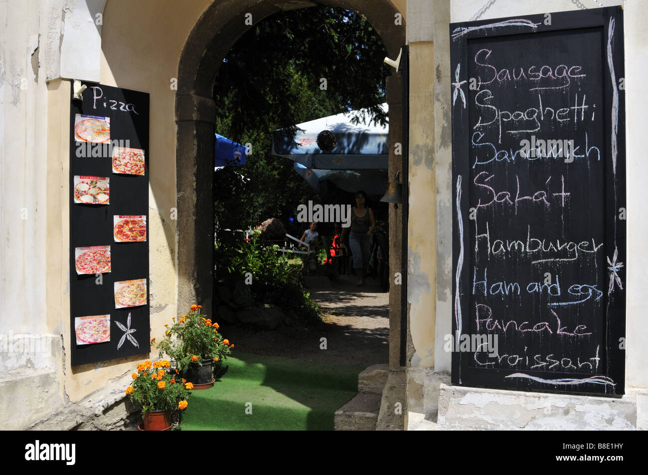 Handwritten cafe menu blackboard hi-res stock photography and images ...