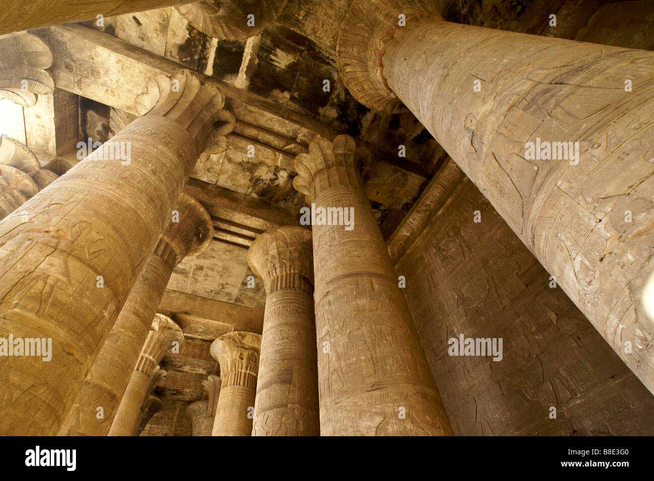 Hypostyle Hall at Edfu Temple, Edfu, Egypt Stock Photo - Alamy
