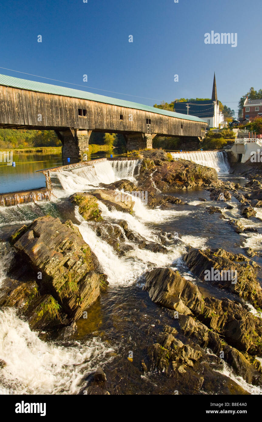 The covered bridge with waterfalls and fall foliage color in Bath New ...