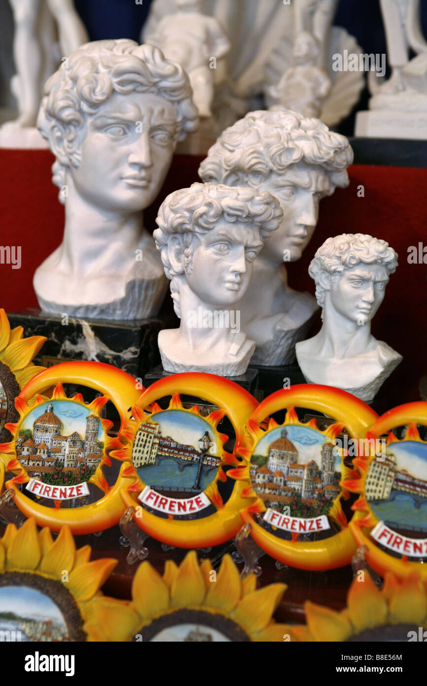 Europe magnet souvenirs italy toscana hi-res stock photography and ...