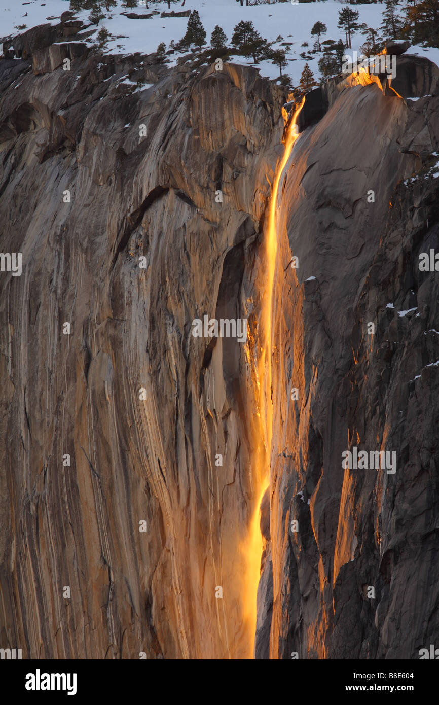 Days of falls hi-res stock photography and images - Alamy