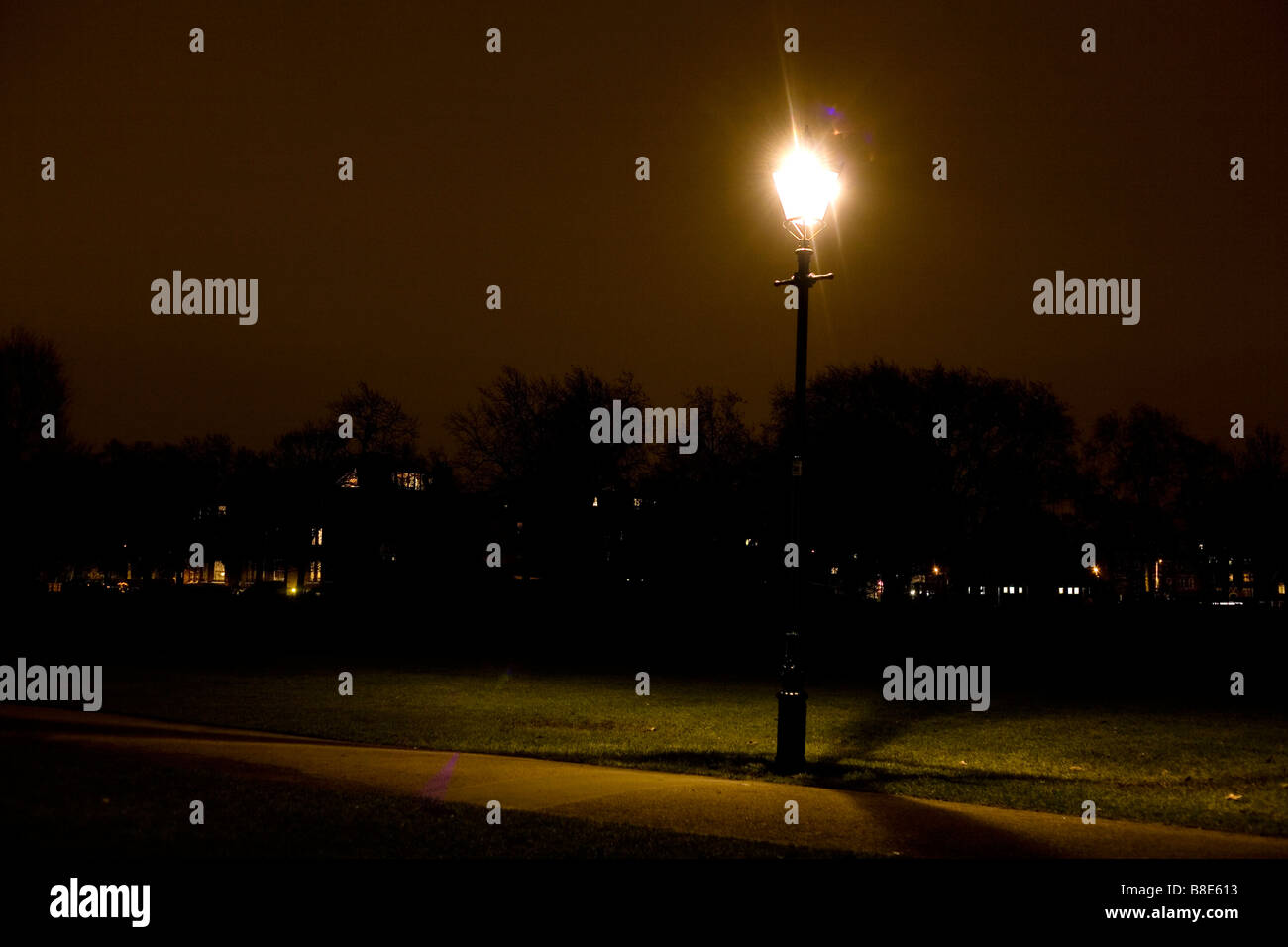 Clapham common at night, south London Stock Photo - Alamy