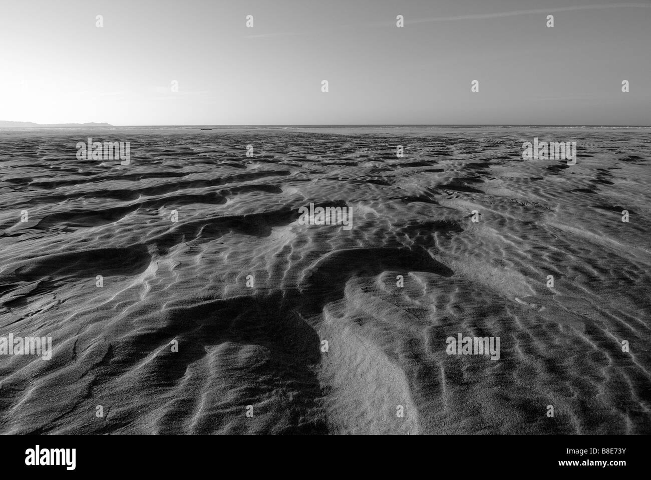 Beach Sand Pattern Black and White Stock Photo - Alamy