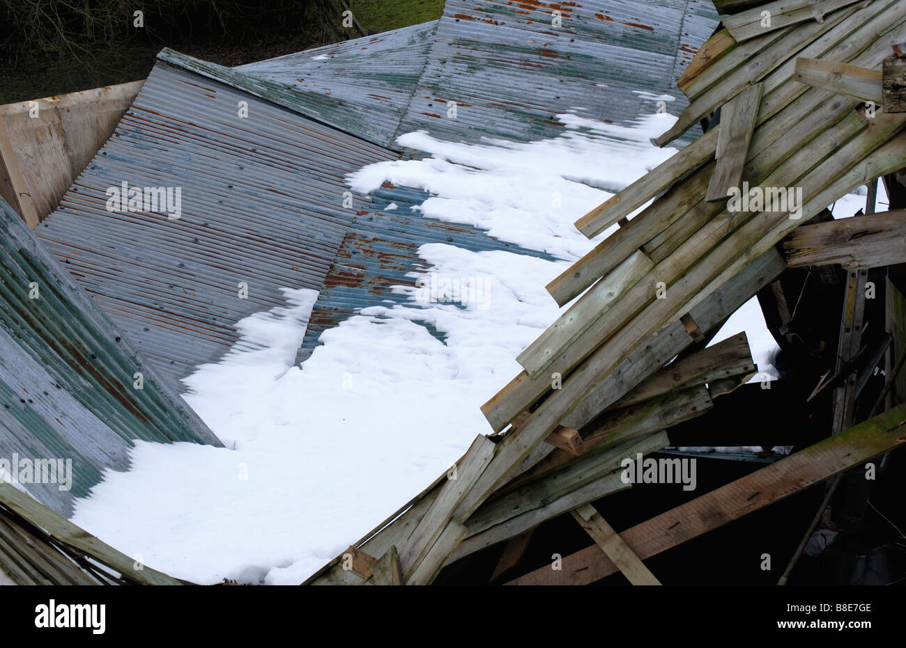 Barn destruction hi-res stock photography and images - Alamy