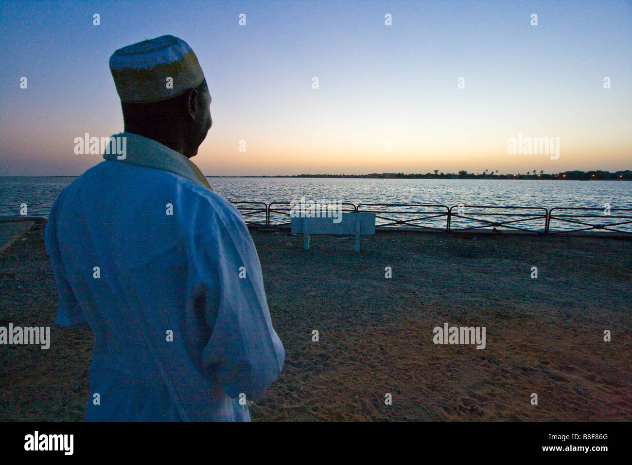 Traditional west african hat hi-res stock photography and images - Alamy