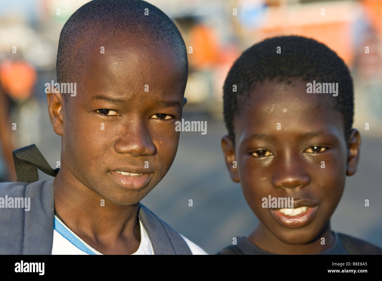 Boys teenage africa hi-res stock photography and images - Alamy