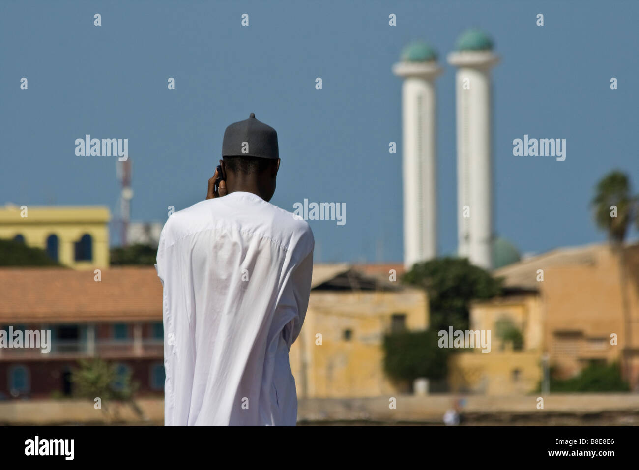 Muslim man mosque hi-res stock photography and images - Alamy