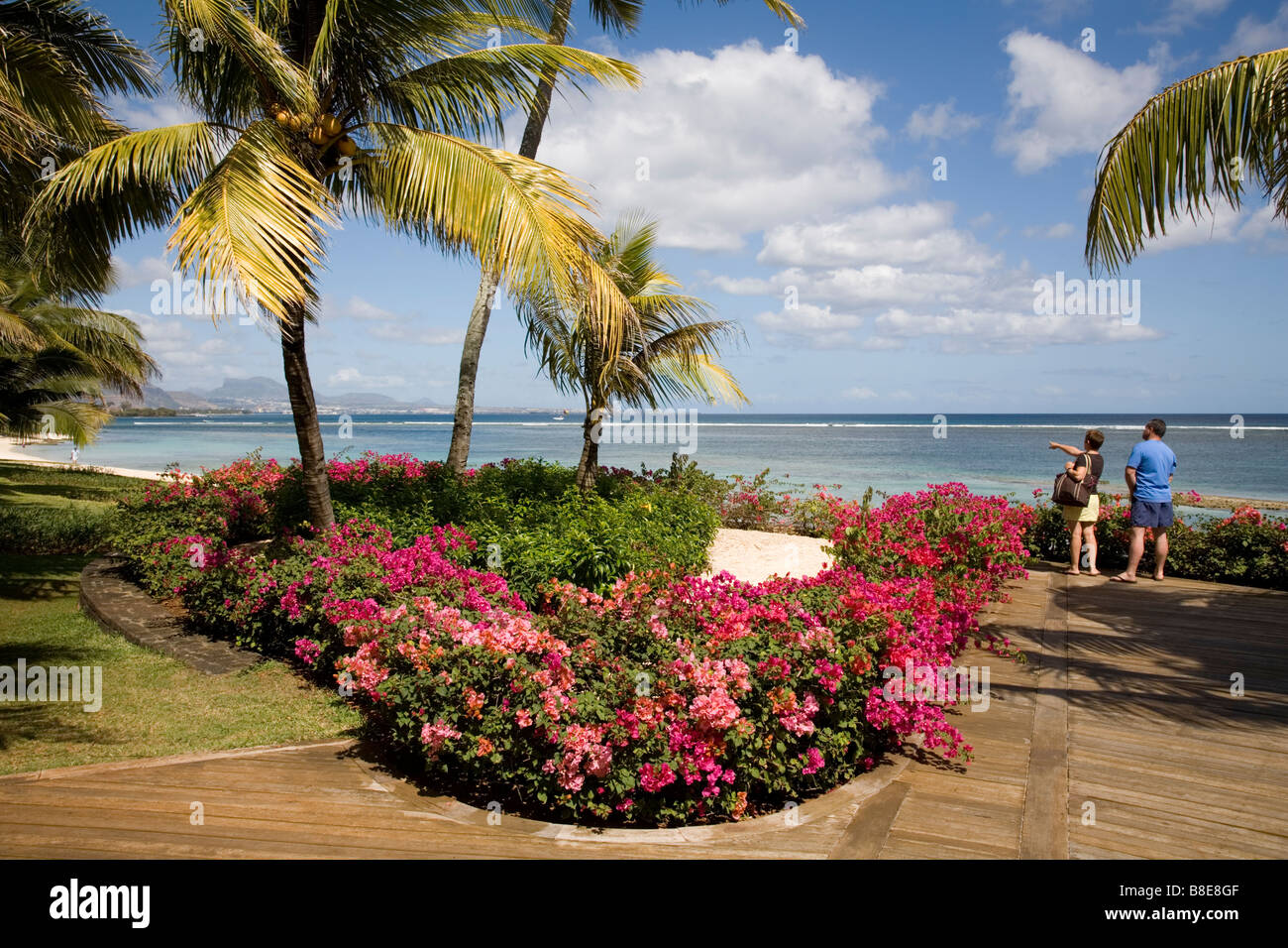 La Casa restaurant gardens at Le Victoria Hotel with sightseers ...