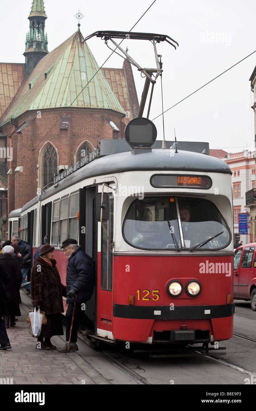 White tram hi-res stock photography and images - Alamy