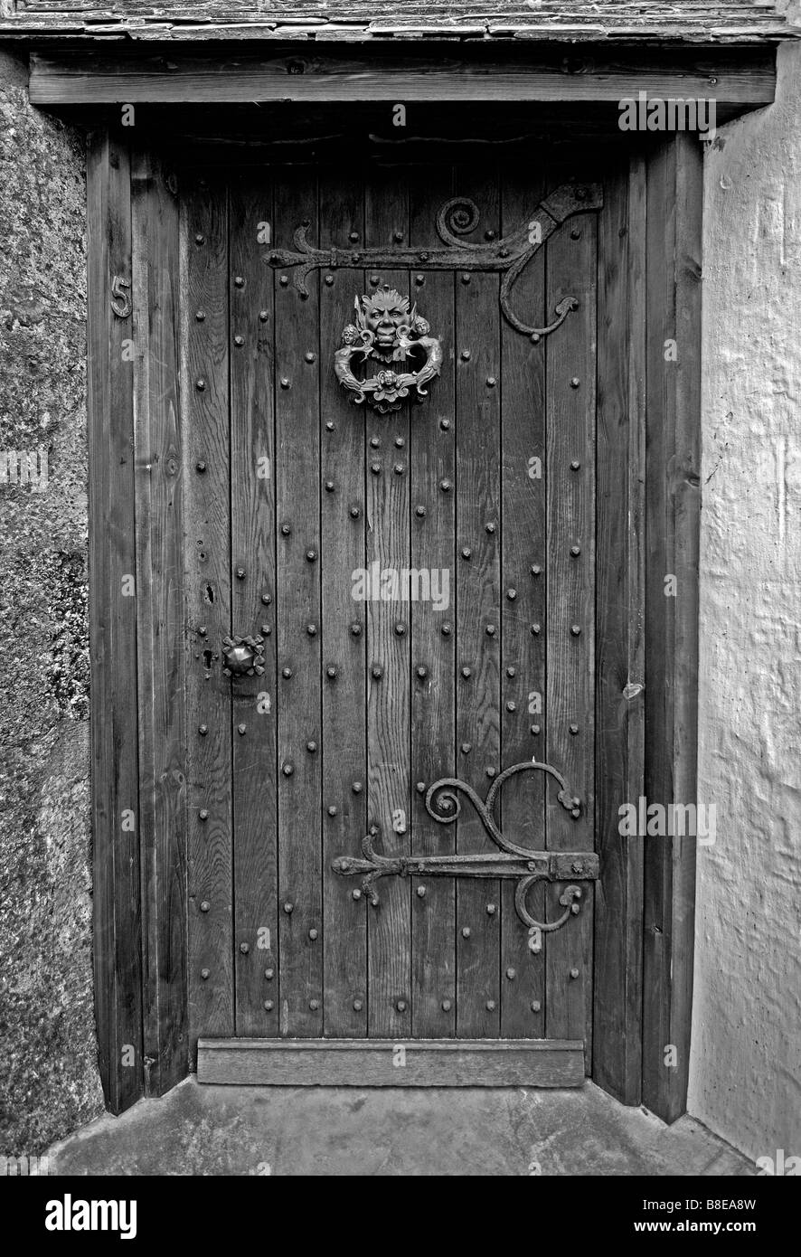 White door ornate black Black and White Stock Photos & Images - Alamy