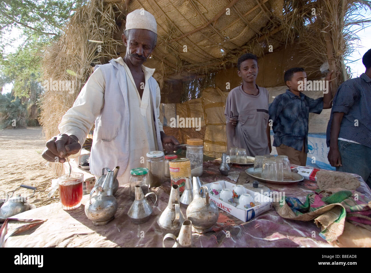 roadside teastall in sudan Stock Photo - Alamy