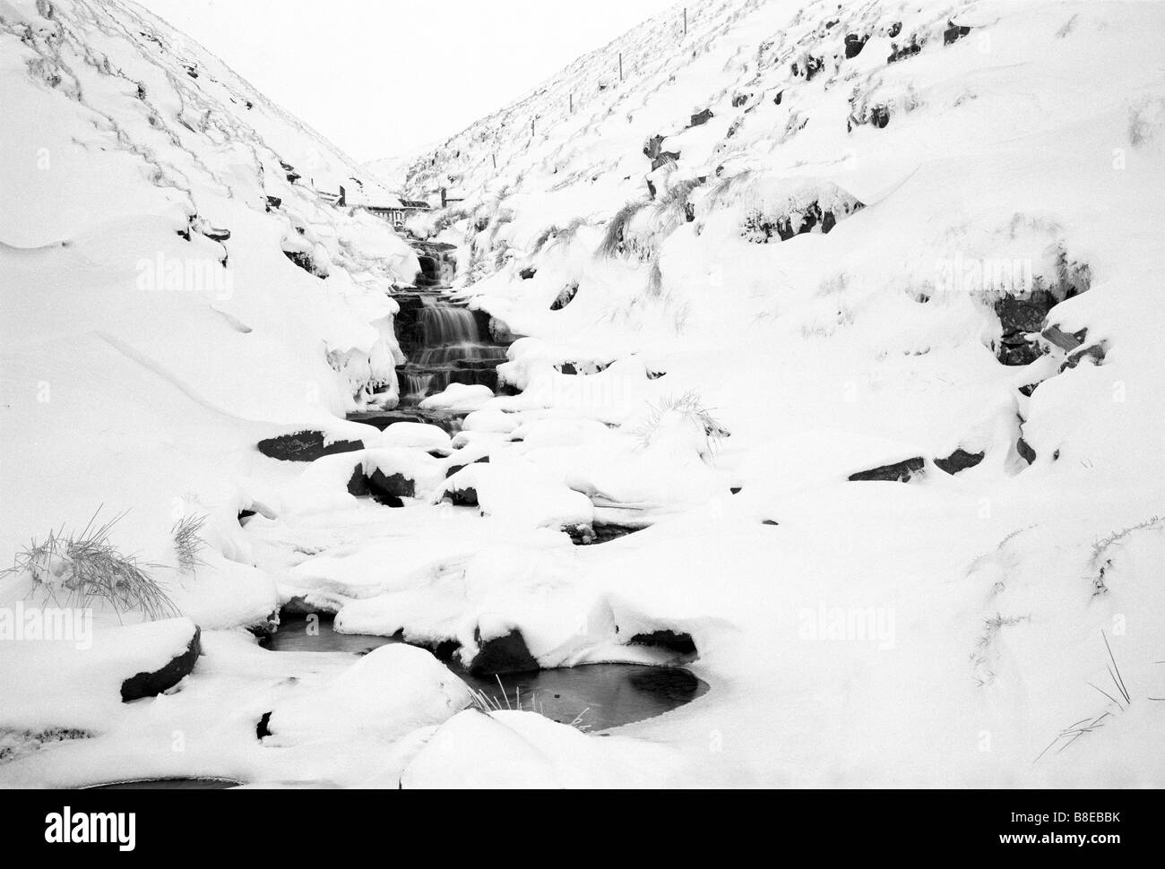 Valley of snow Black and White Stock Photos & Images - Alamy