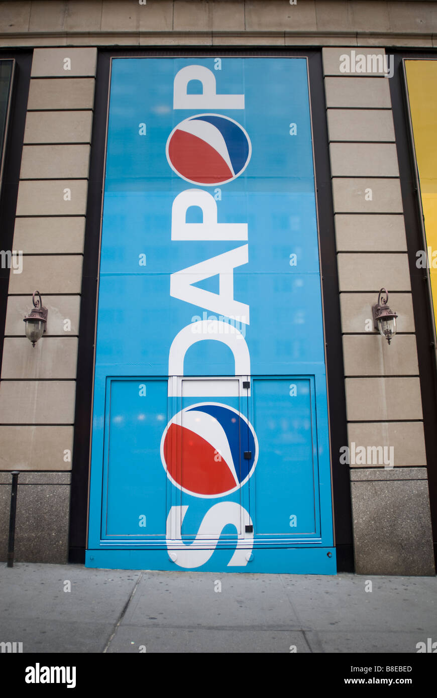 Pepsi cola store hi-res stock photography and images - Alamy