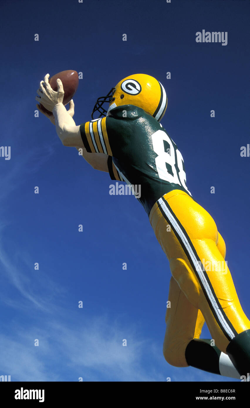 Green Bay Wisconsin USA Packers Museum statue Stock Photo - Alamy
