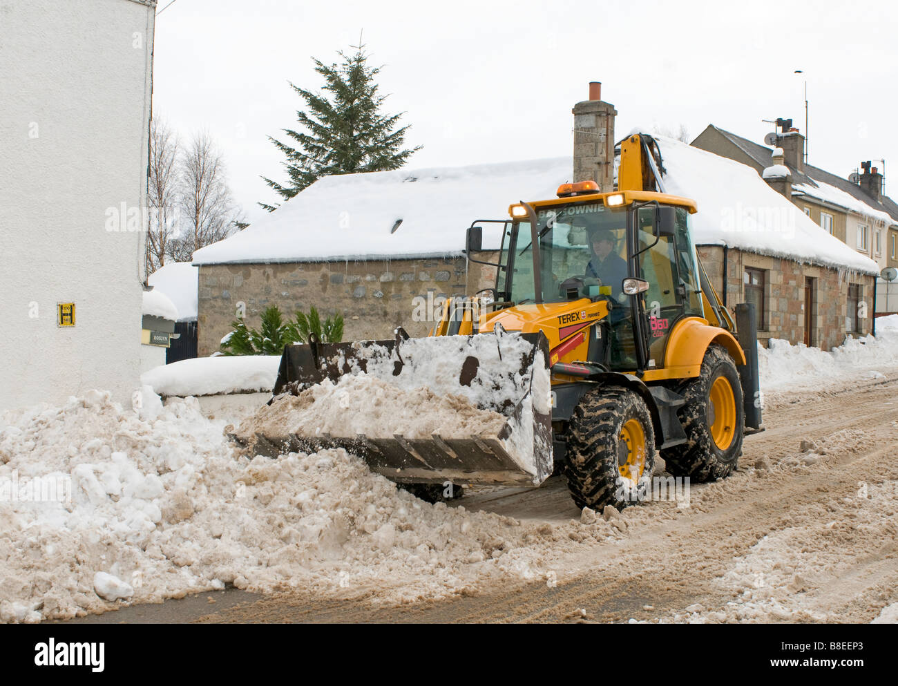 Tomintoul winter hi-res stock photography and images - Alamy