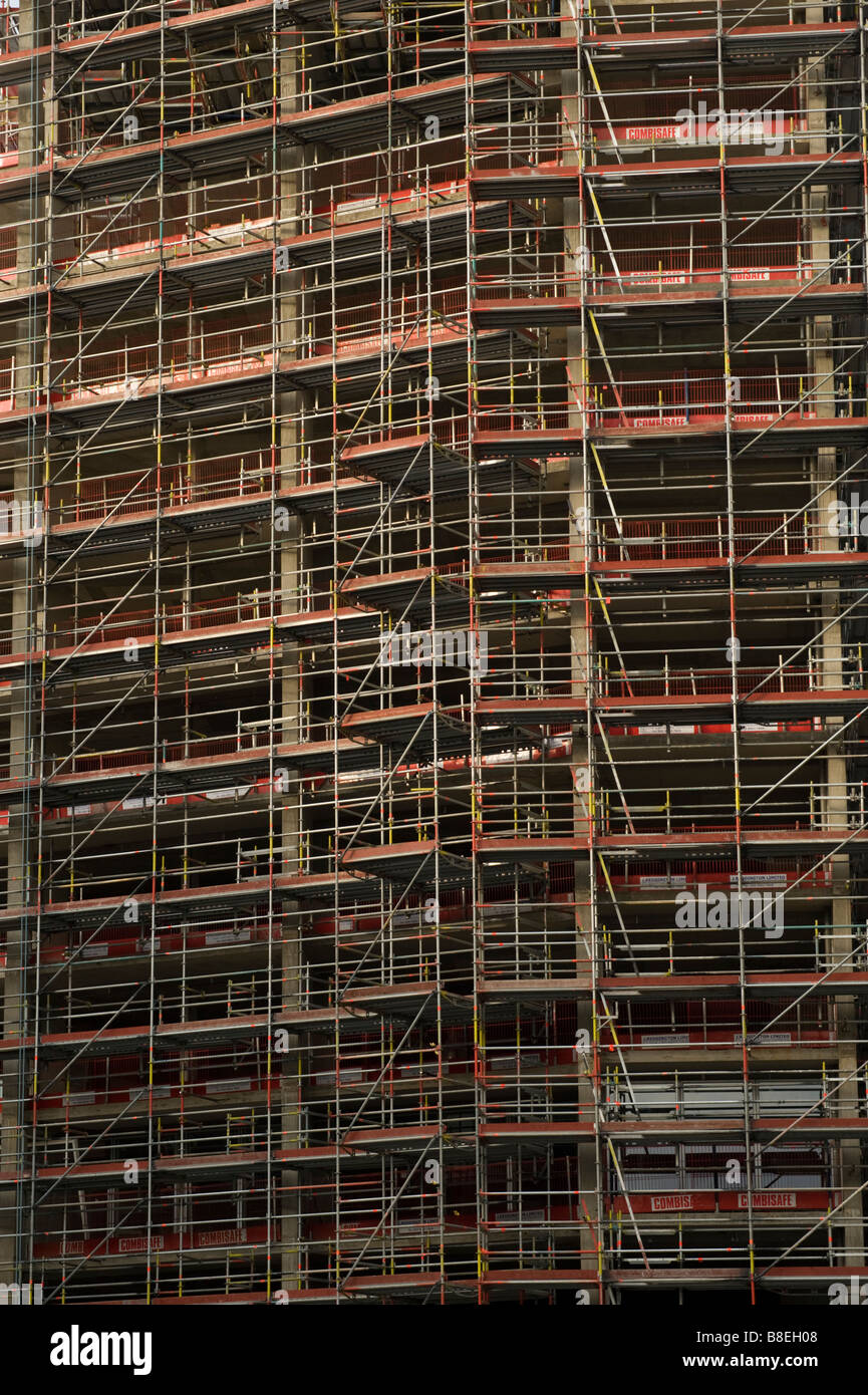 Scaffolding Close Up Stock Photos & Scaffolding Close Up Stock Images ...