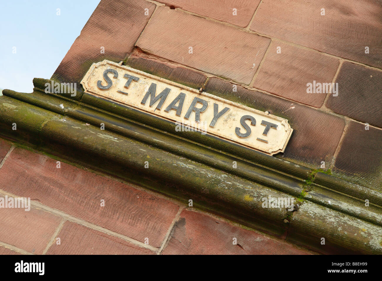 Corner mounted hi-res stock photography and images - Alamy