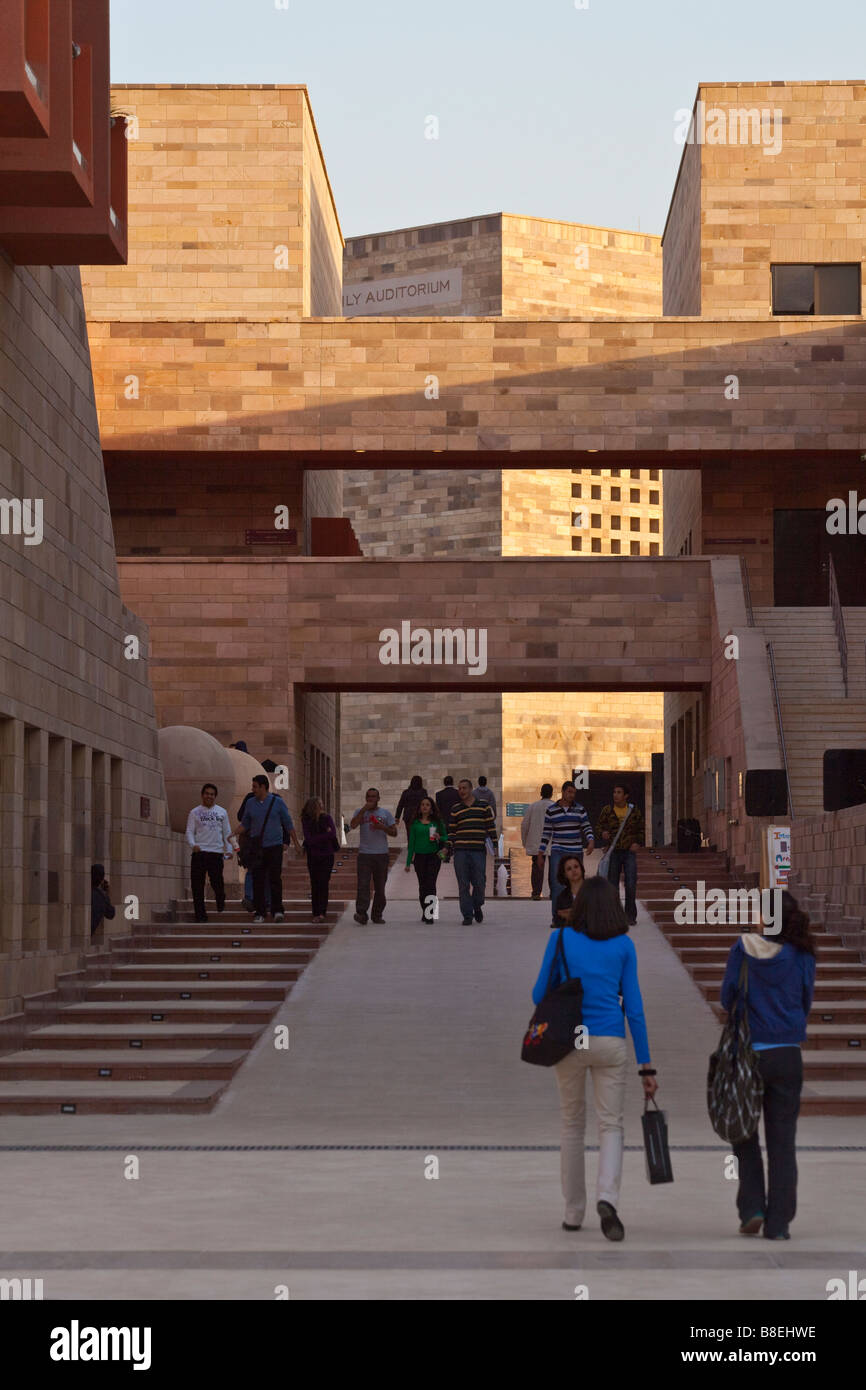 Cairo university campus hi-res stock photography and images - Alamy