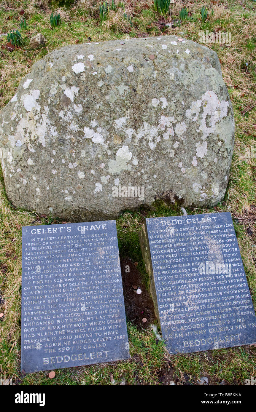 Gelert's grave, Beddgelert, Snowdonia, North Wales Stock Photo - Alamy