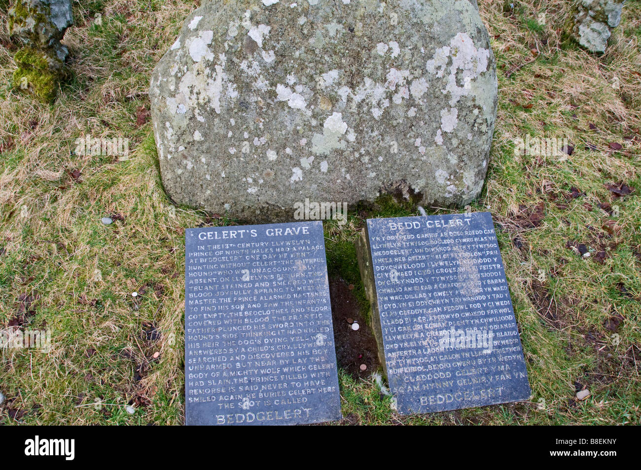 Gelert's grave, Beddgelert, Snowdonia, North Wales Stock Photo - Alamy