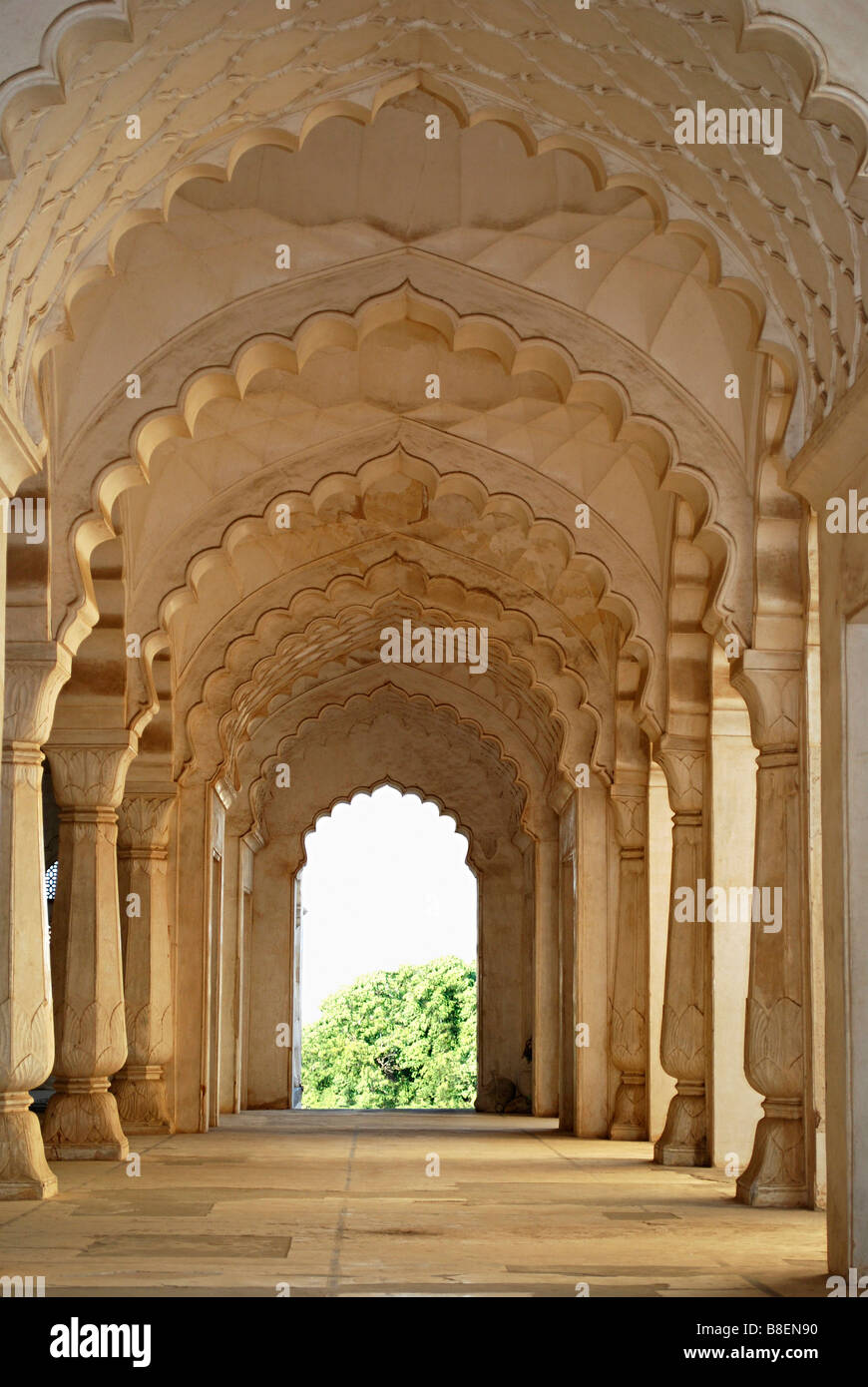 Interior view taj mahal india hi-res stock photography and images - Alamy