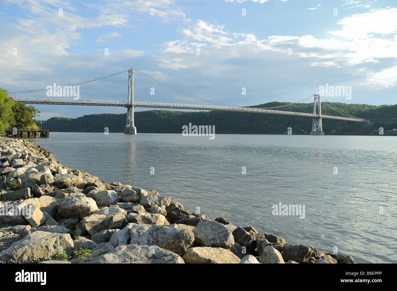 Mid-Hudson Bridge and Hudson River from Waryas Park on the waterfront ...