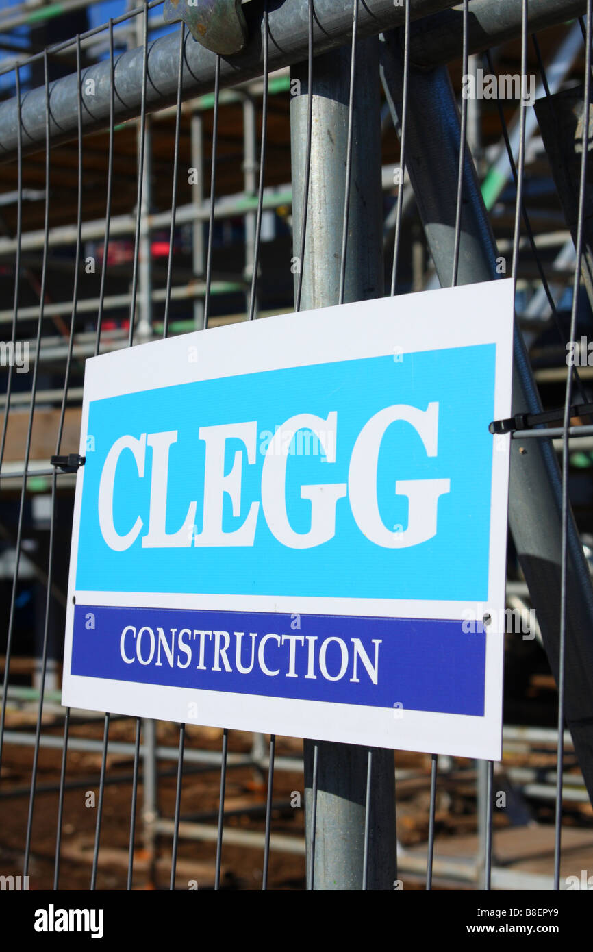 Construction company sign hi-res stock photography and images - Alamy