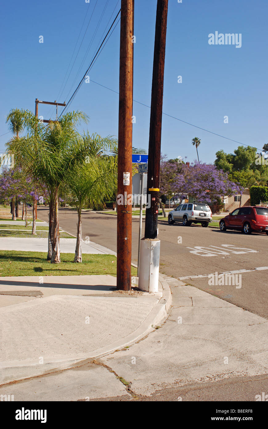Sunny California street corner Stock Photo - Alamy