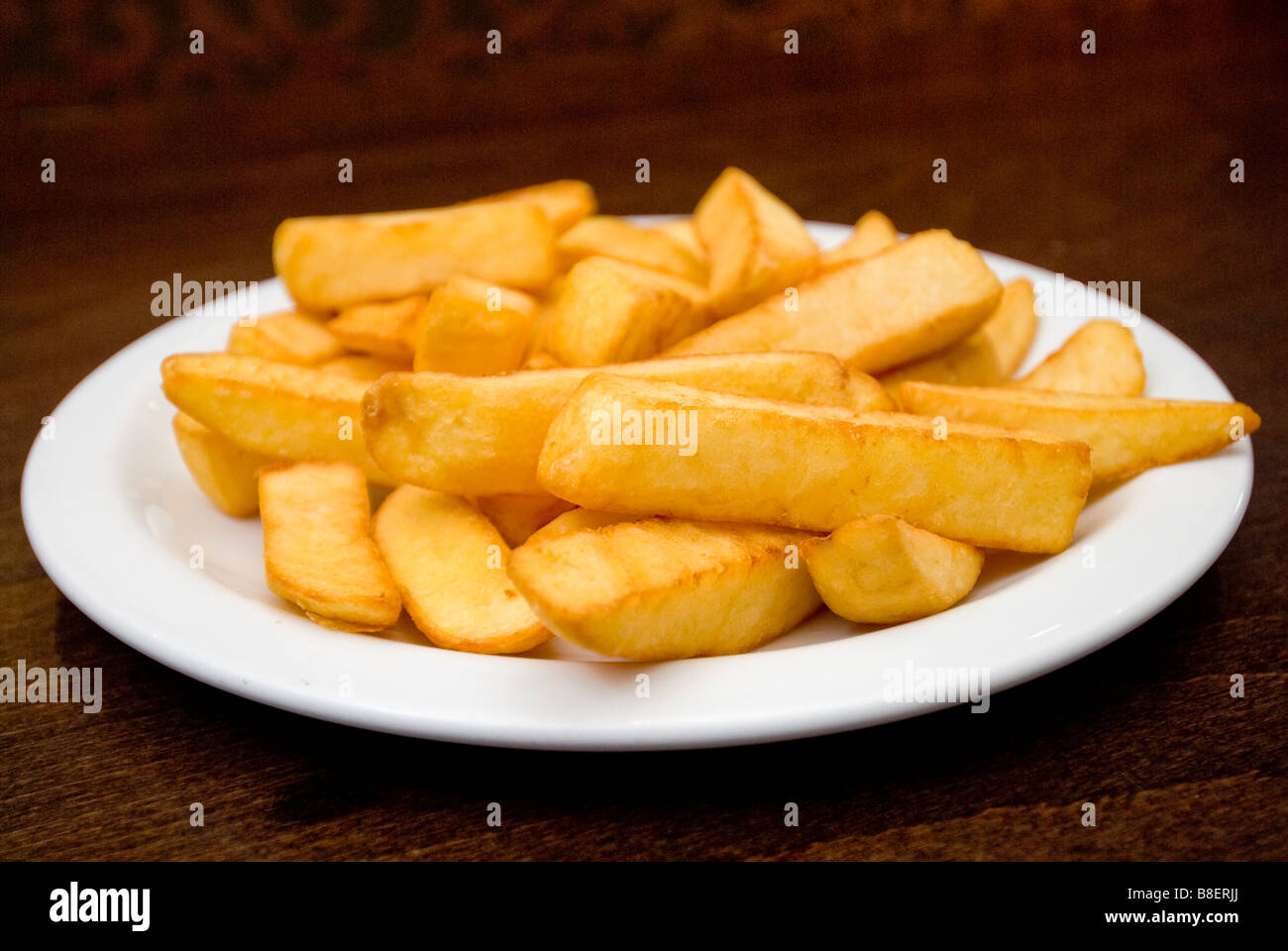 Plate of chips hi-res stock photography and images - Alamy