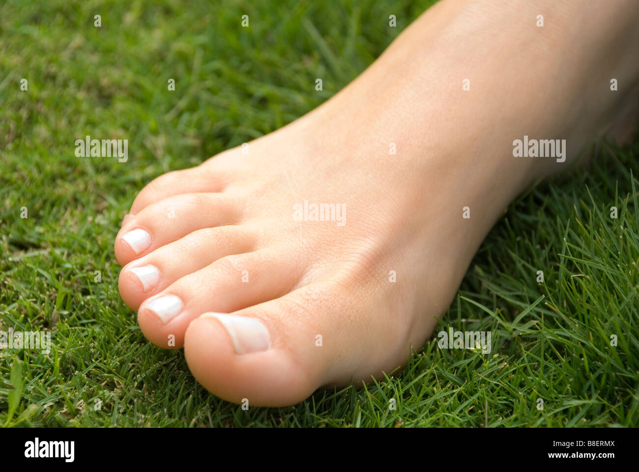 Left foot resting hi-res stock photography and images - Alamy