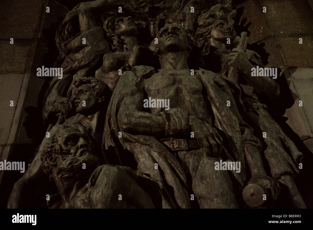 Monument to the ghetto heroes hi-res stock photography and images - Alamy