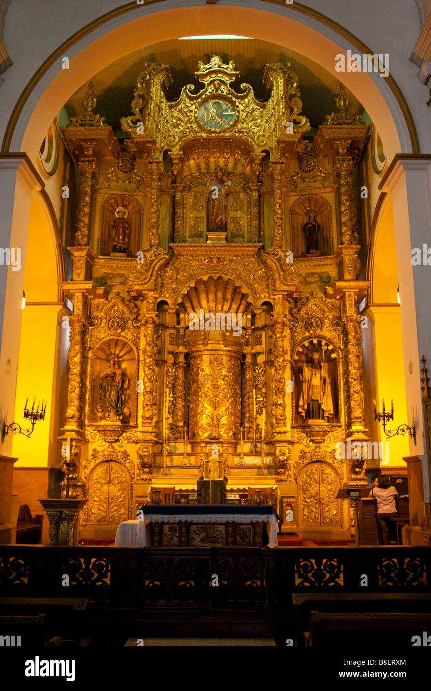 Altar antiguo hi-res stock photography and images - Alamy