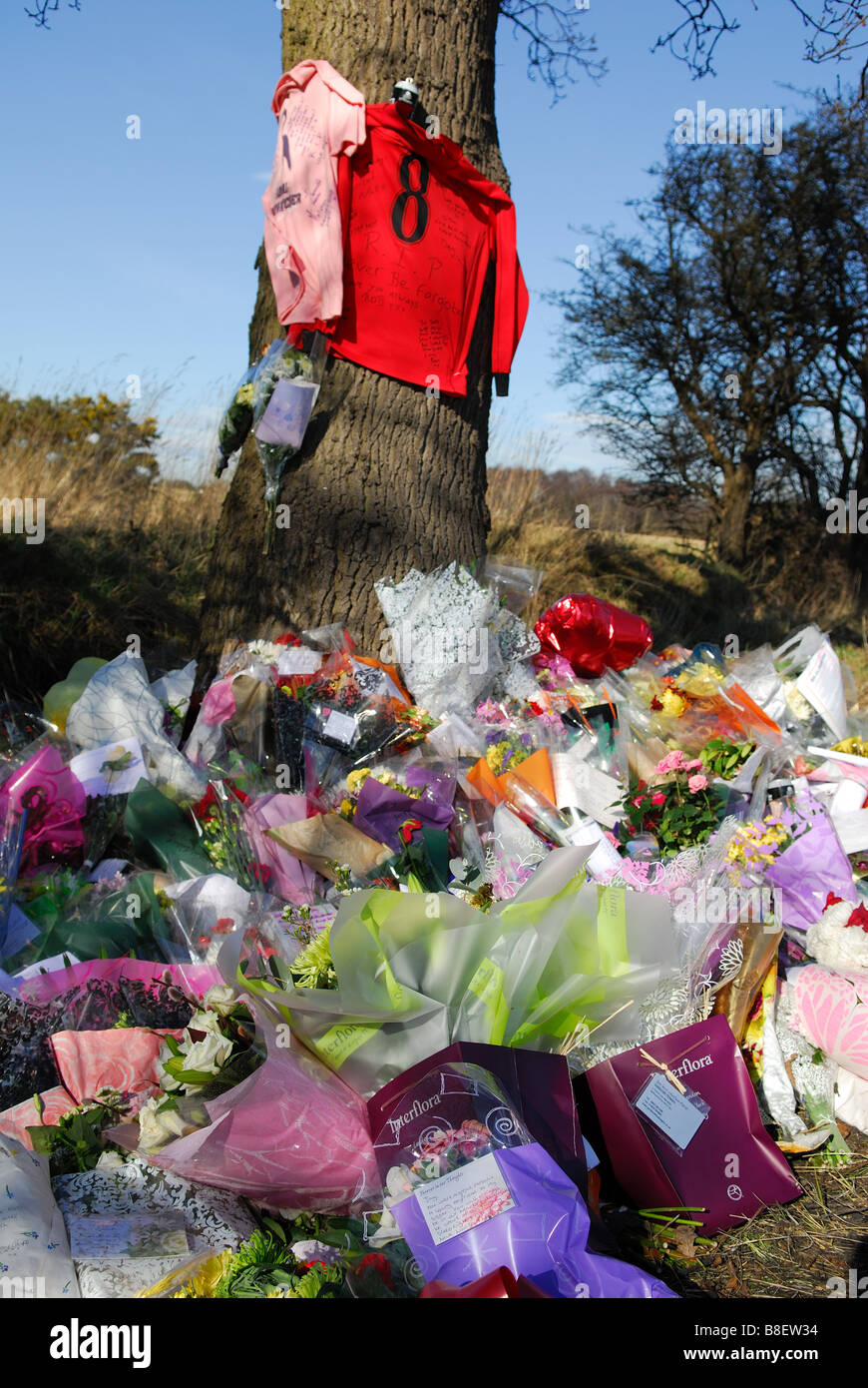 Roadside Memorial (traffic accident) a614 Stock Photo - Alamy