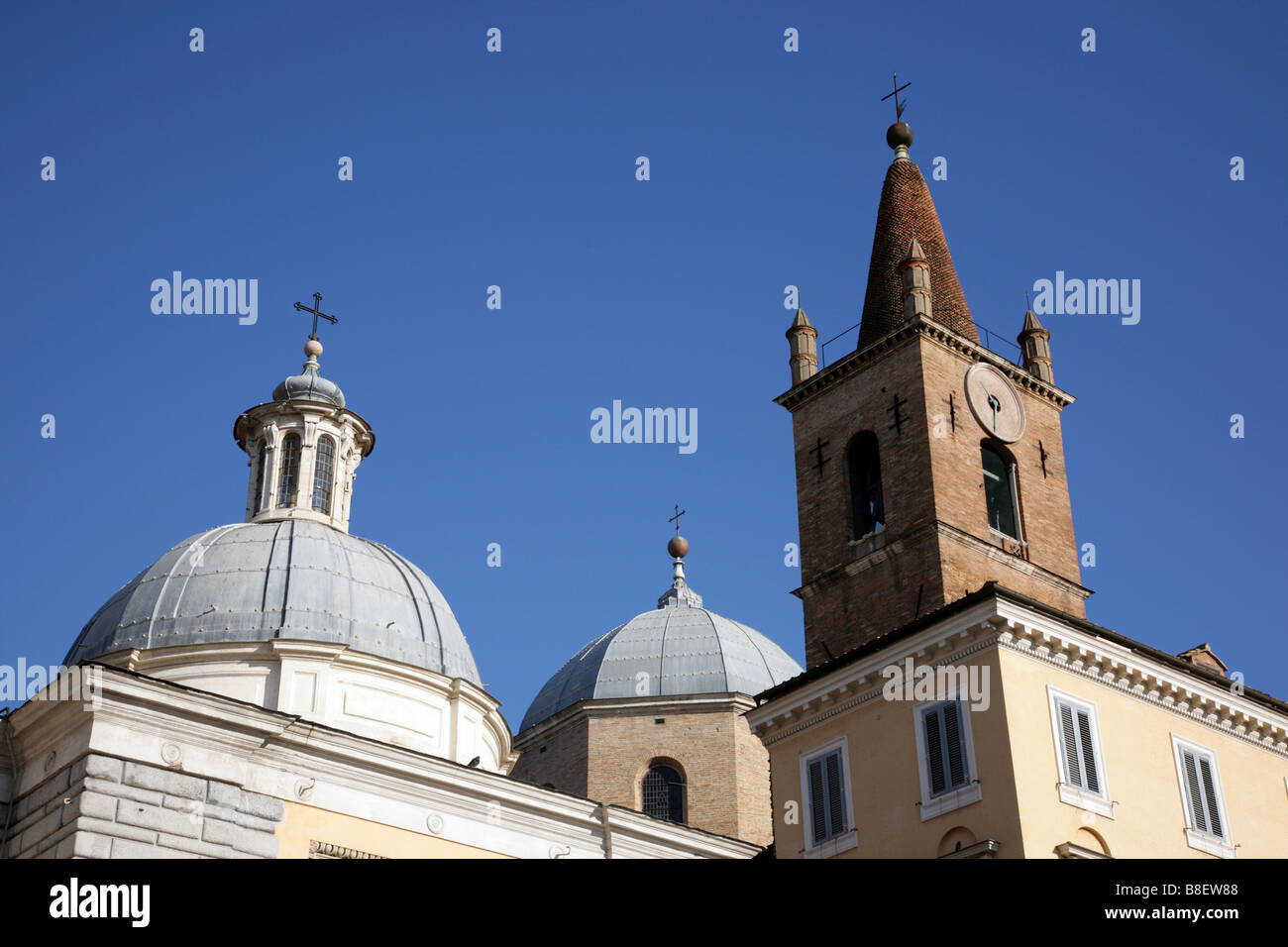 Exterior dome church roof hi-res stock photography and images - Alamy