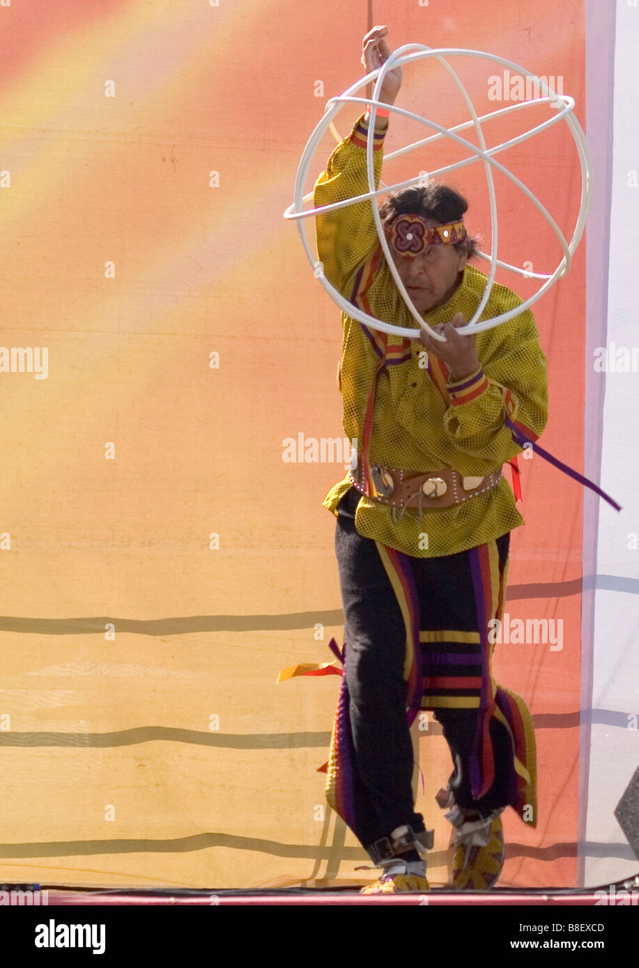 Native American hoop dancer perform Native American Eagle Spirit Dance ...