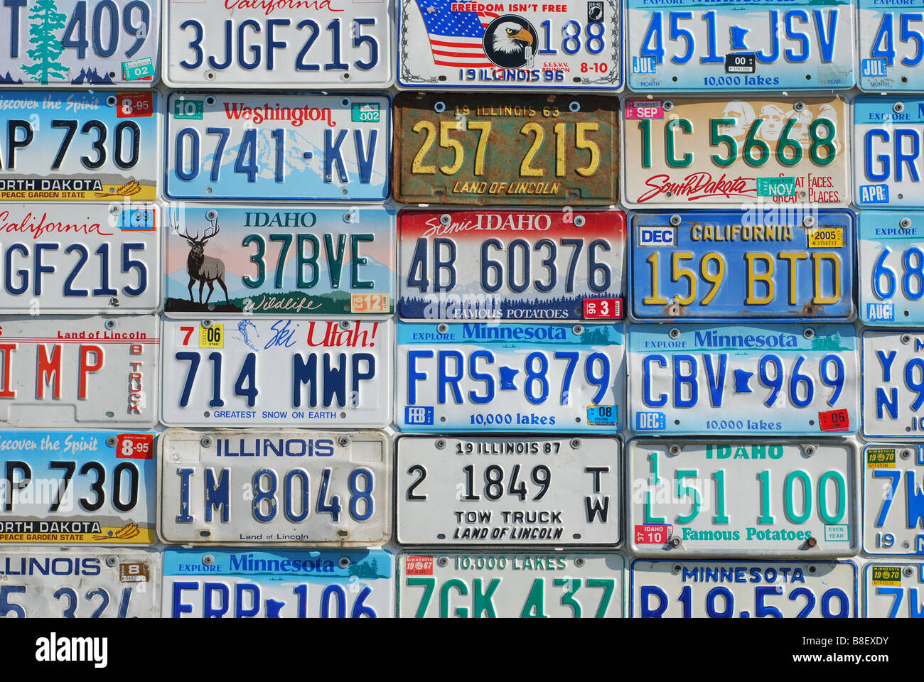 Horizontal display hi-res stock photography and images - Alamy