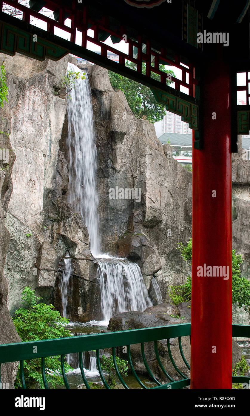 Kowloon waterfall hi-res stock photography and images - Alamy
