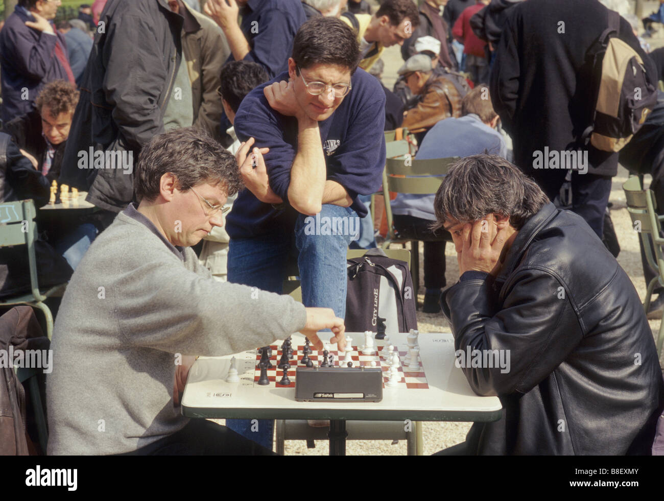 Chess players at Luxembourg Gardens in Paris France Stock Photo - Alamy