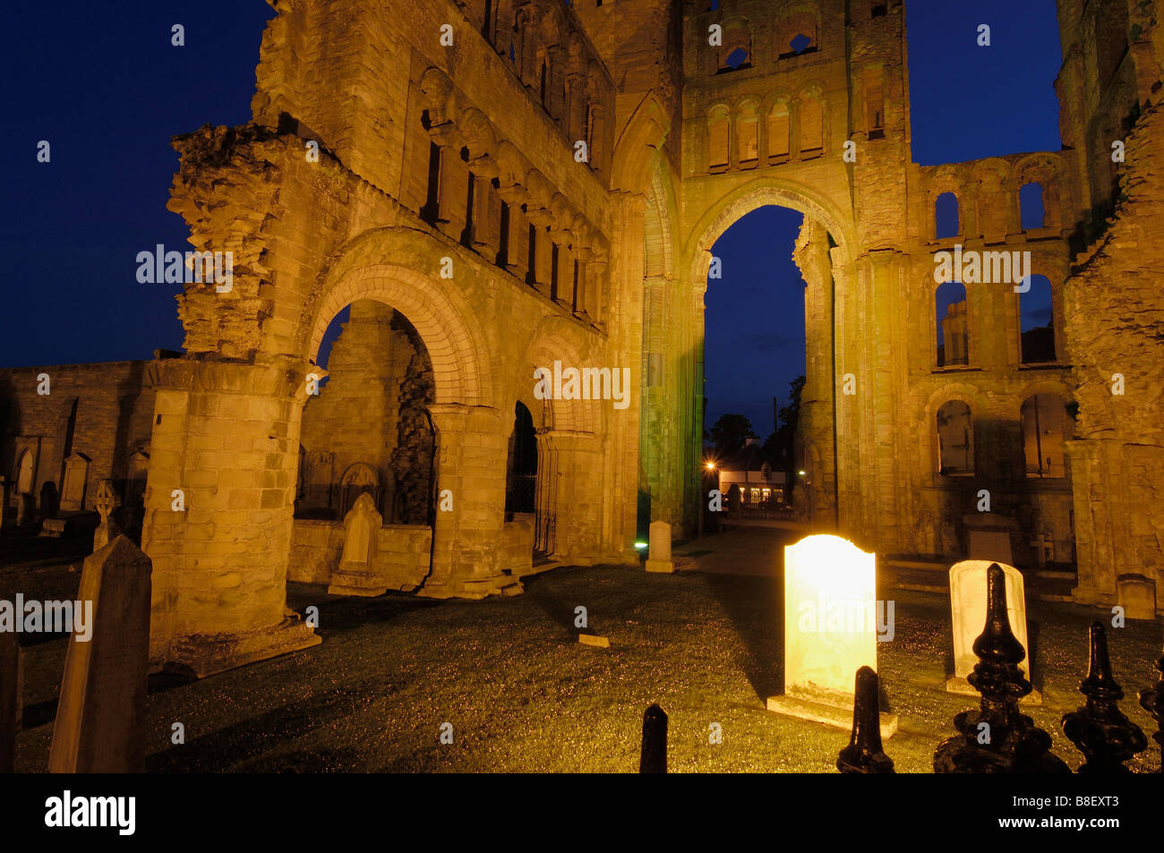 Kelso at dusk scottish borders hi-res stock photography and images - Alamy