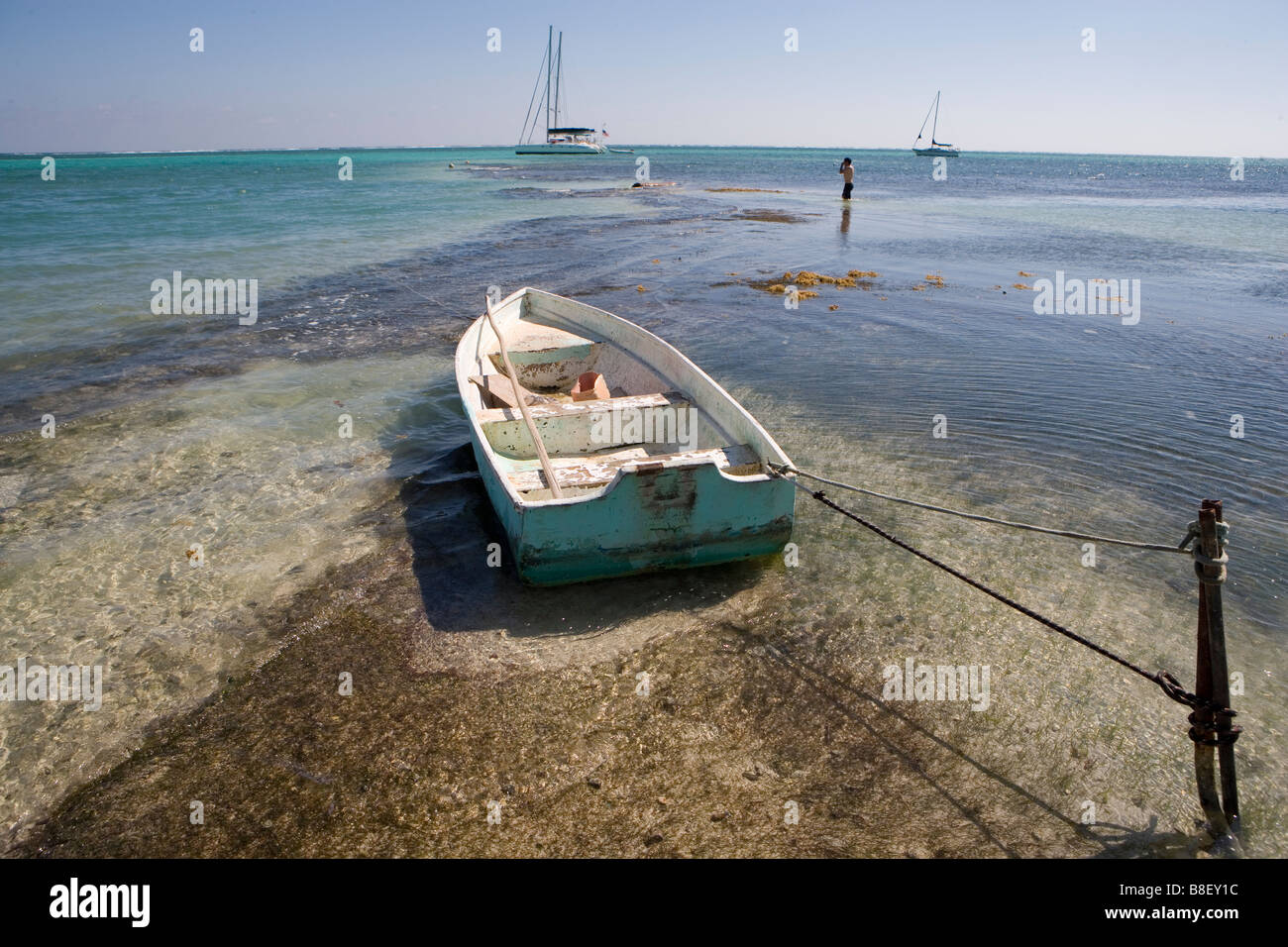 Small wave in shallows hi-res stock photography and images - Alamy