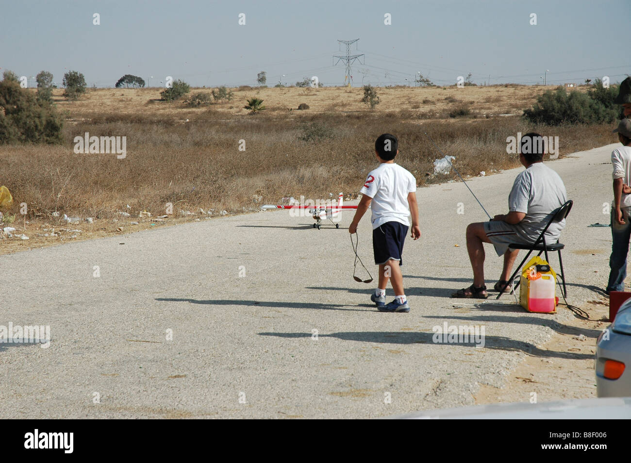 Hobby hobbies airplane flying model hi-res stock photography and images ...