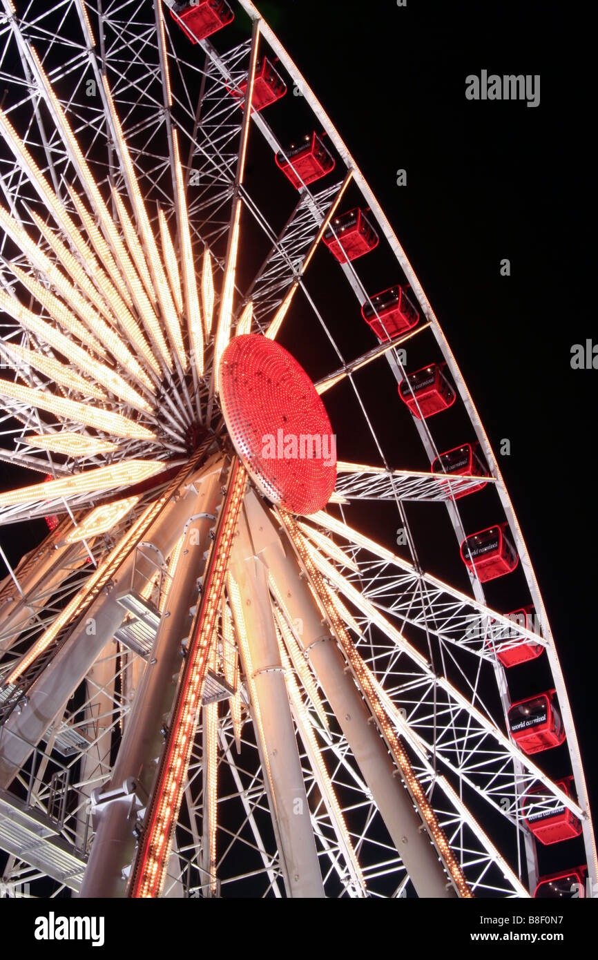 Lights on a carnival ride hi-res stock photography and images - Alamy