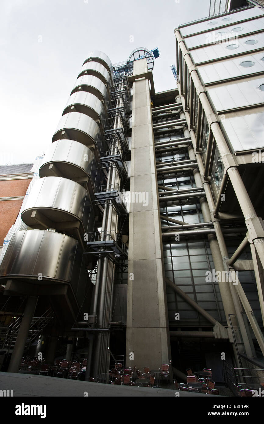 The Lloyd's Building (also known as The Inside-Out Building) is the ...