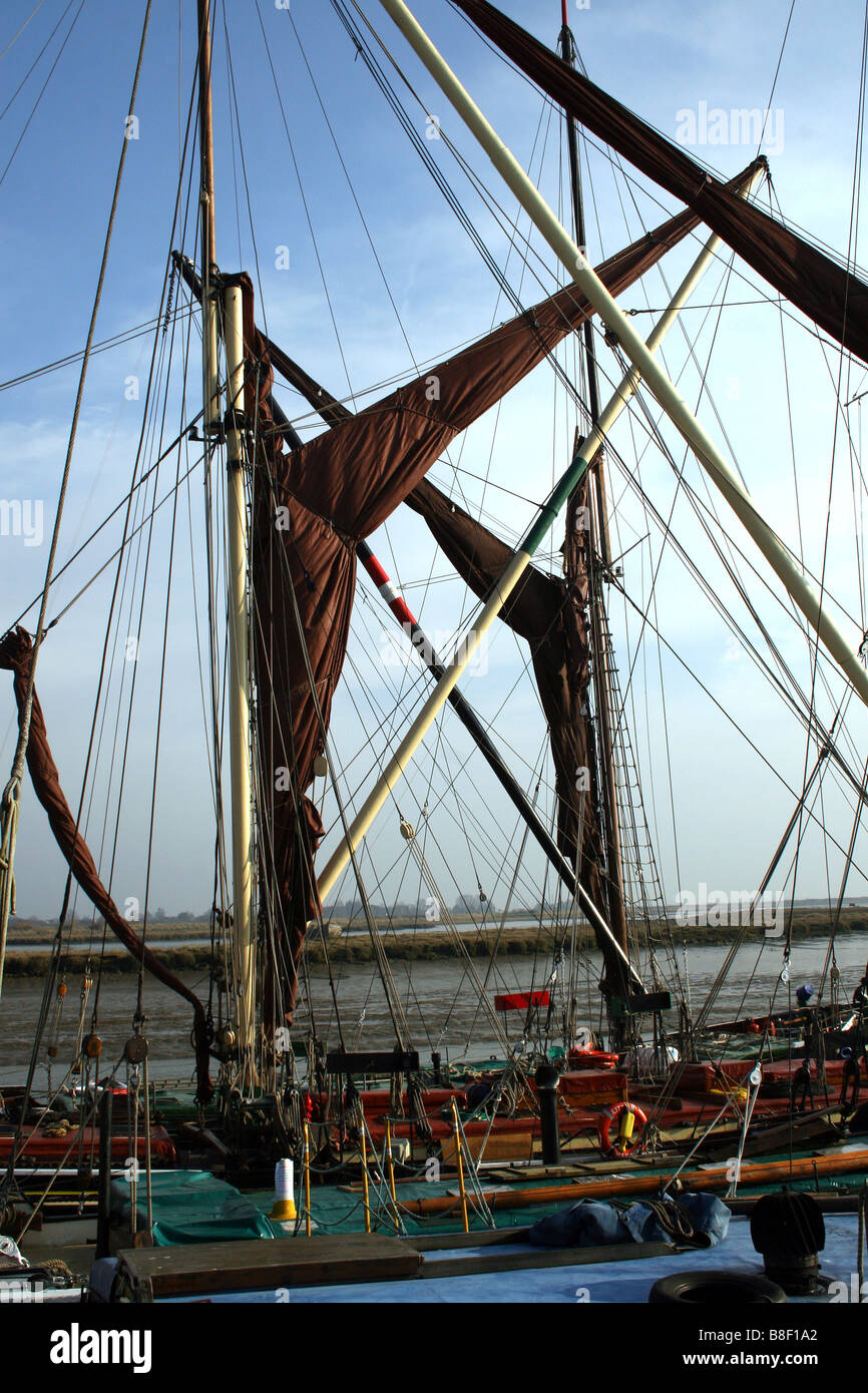 Historic thames barges hi-res stock photography and images - Alamy
