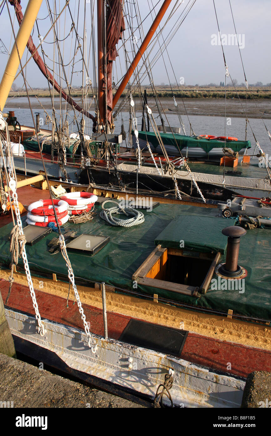Thames barge rigging hi-res stock photography and images - Alamy
