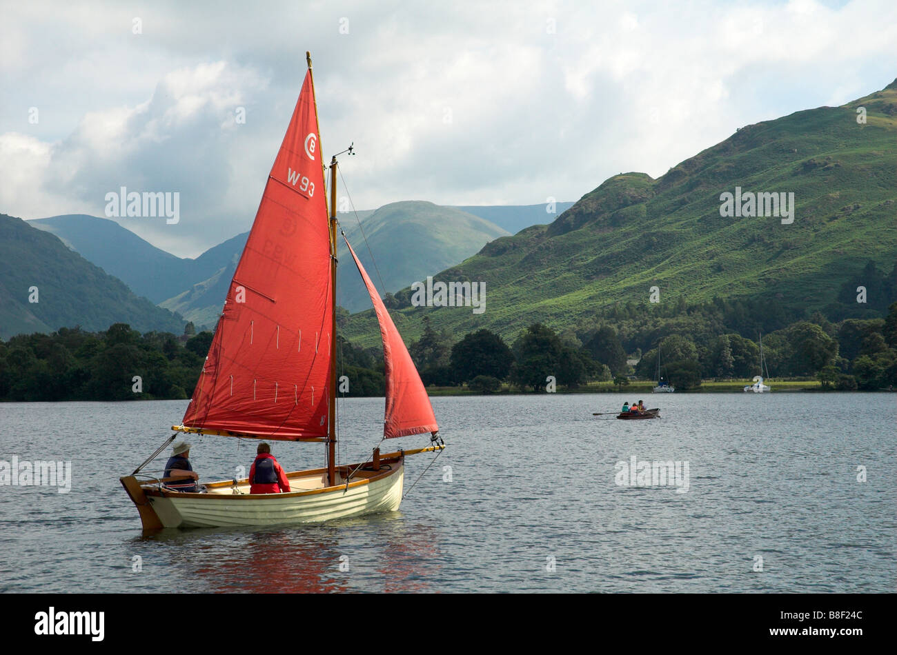 Ullswater boat hi-res stock photography and images - Alamy