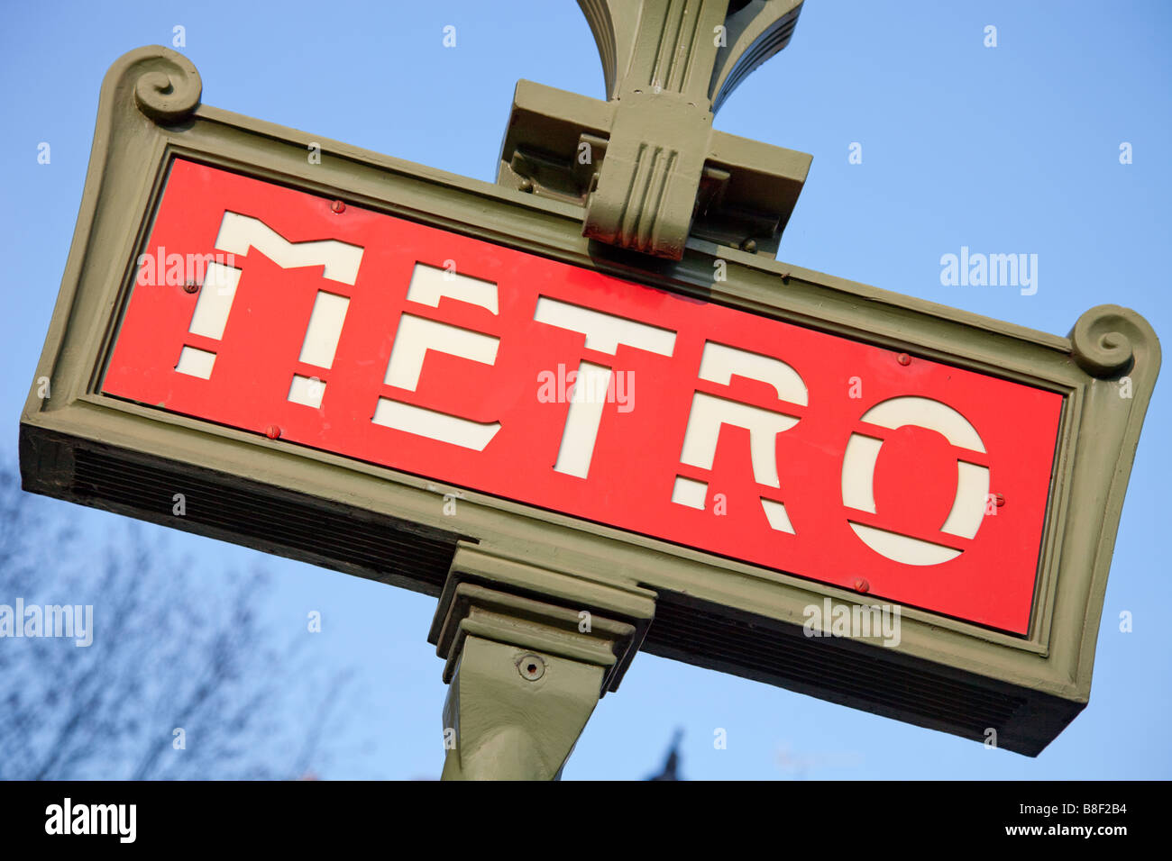 Paris Metro street sign Stock Photo - Alamy
