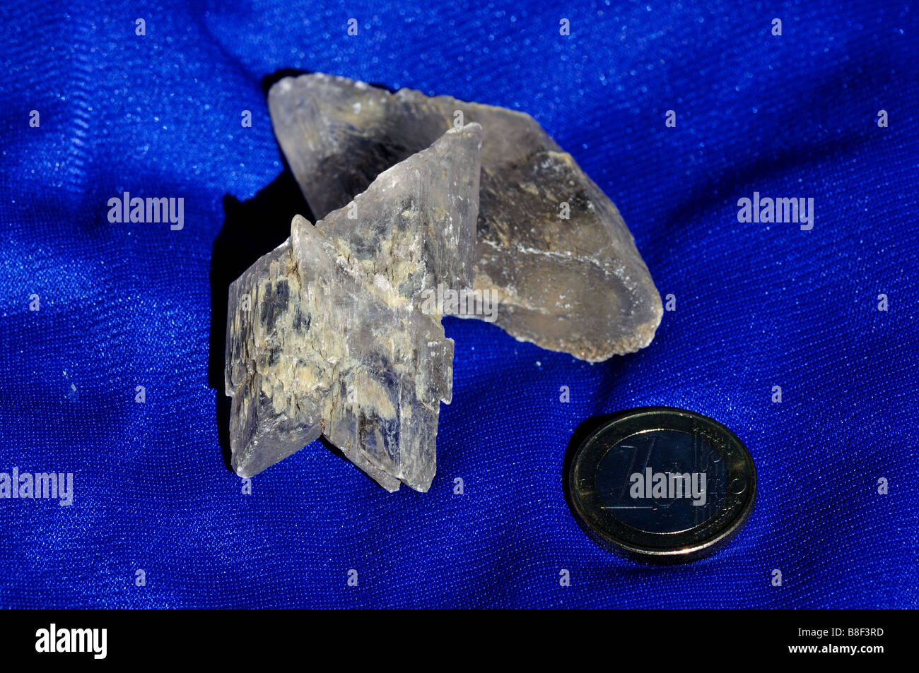 Gypsum crystal twin Stock Photo - Alamy